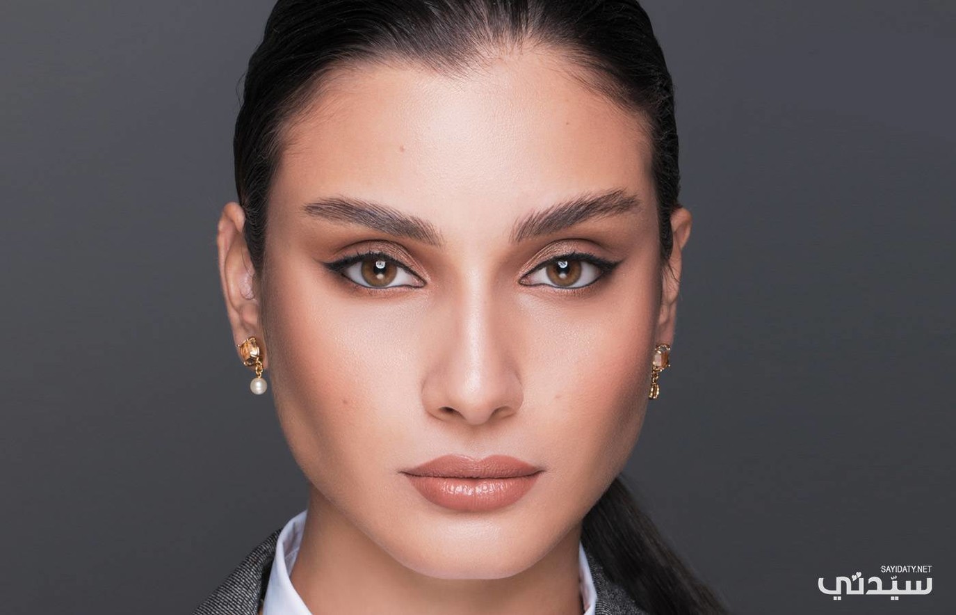 لون الشفاه اللامع أم المطفأ Matte VS Glossy Lipstick؟ | مجلة سيدتي