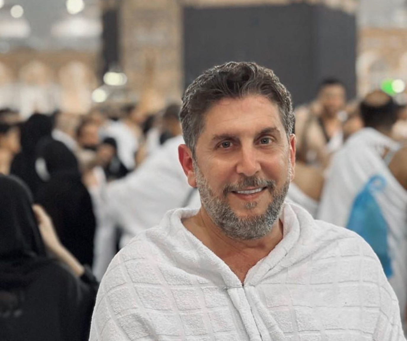 تفاصيل تشييع جثمان محمد قنوع.. قبول العزاء في سوريا ومصر | مجلة سيدتي