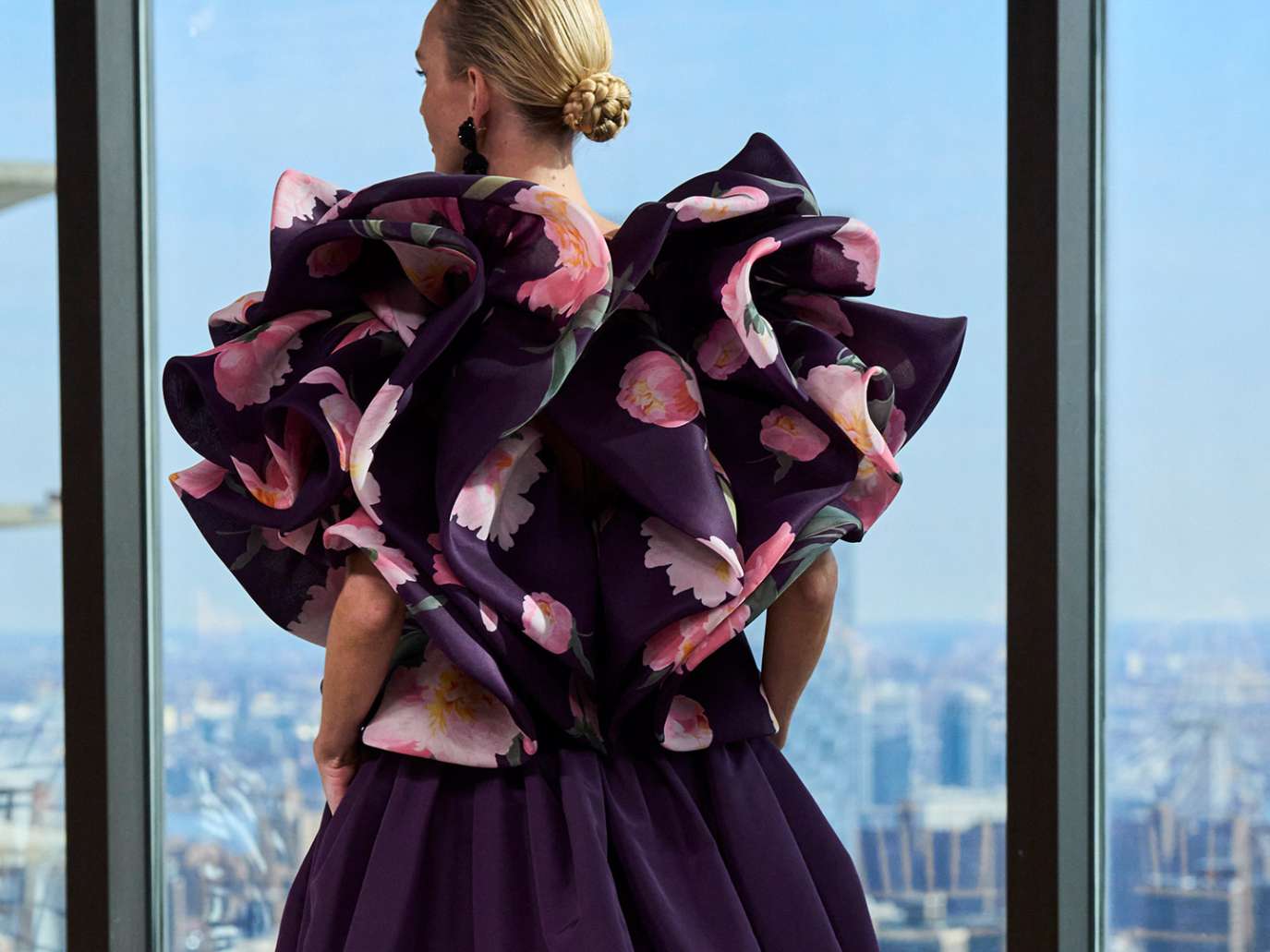 أصداء الأناقة اتجاهات الخريف F/W 24-25 | مجلة سيدتي