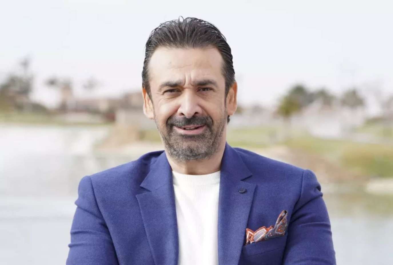 وفاة والدة كريم عبد العزيز وتشييع الجثمان غدا | مجلة سيدتي