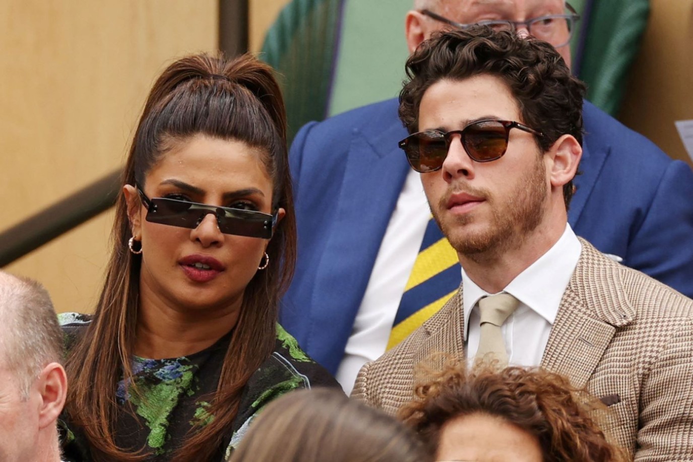 نيك جوناس ينشر مقطع فيديو طريفاً بصحبة بريانكا شوبرا أثناء توجههما لحفل ...