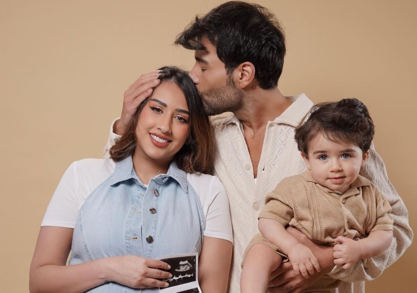 شاهد فرح الهادي وعقيل الرئيسي يعلنان عن نوع مولودهما الثاني | مجلة سيدتي