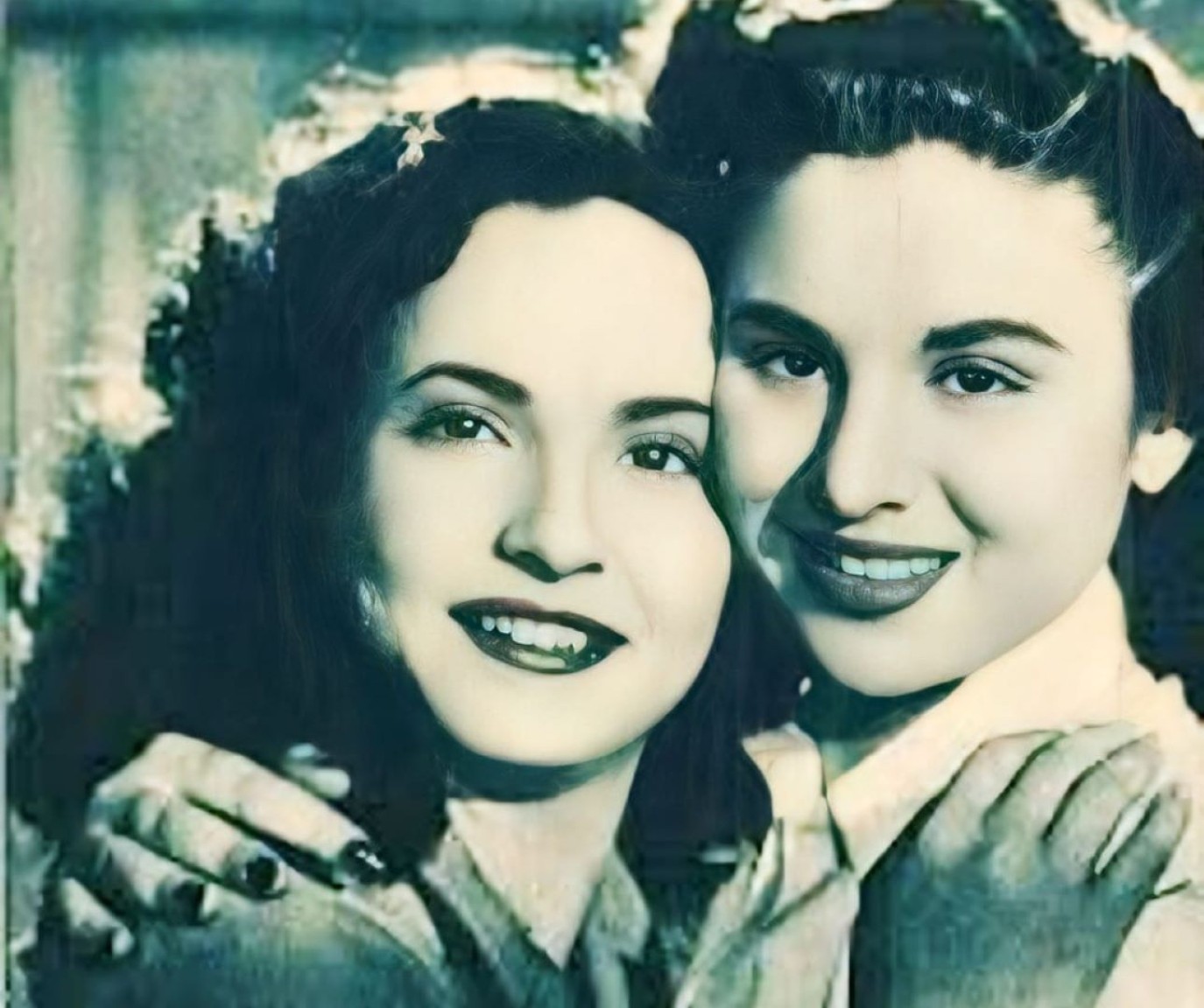 شادية و فاتن حمامة .. 4 أفلام جمعت "سيدة الشاشة" بـ "الدلوعة" | مجلة سيدتي