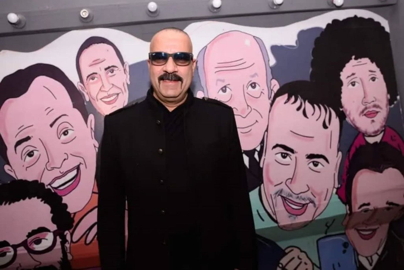 الظهور الأول لإبنيْ محمد سعد في العرض الخاص لفيلم الدشاش.. فهل يشبهان ...