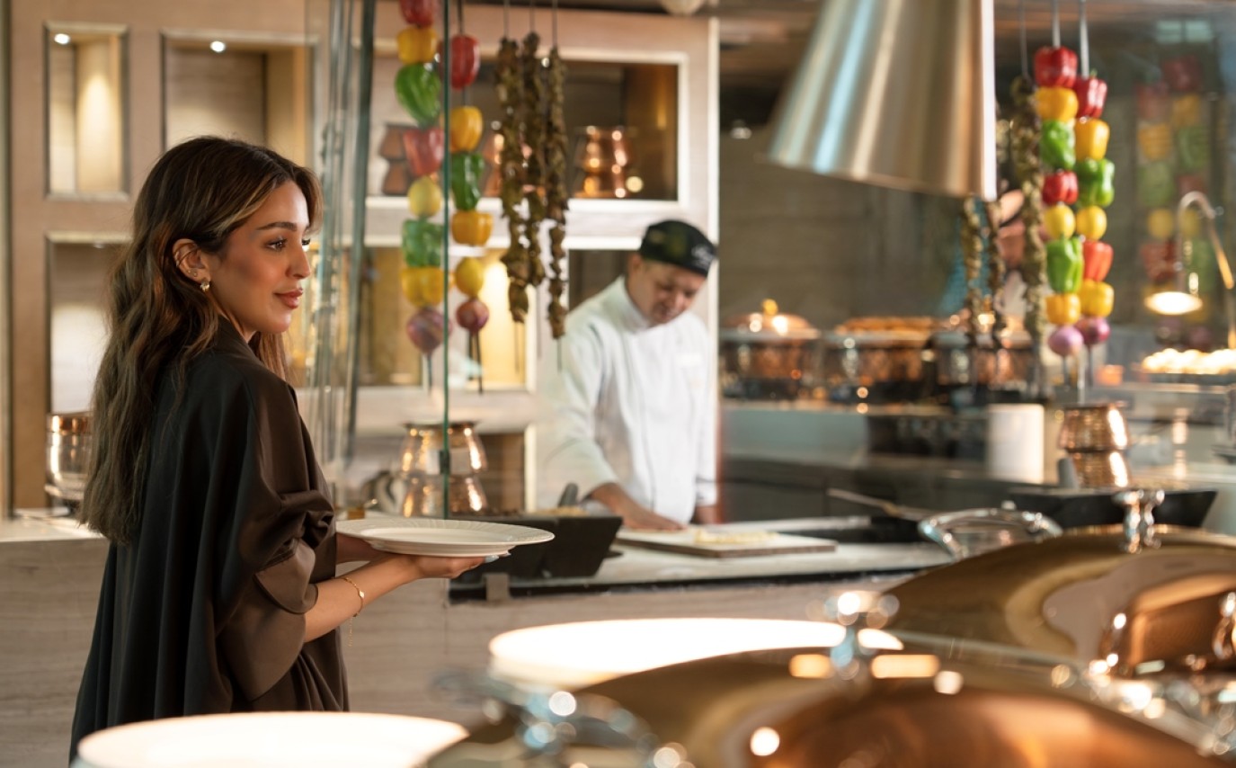 تجارب طعام عالمية في مطعم 365 بفندق فيرمونت الرياض | مجلة سيدتي