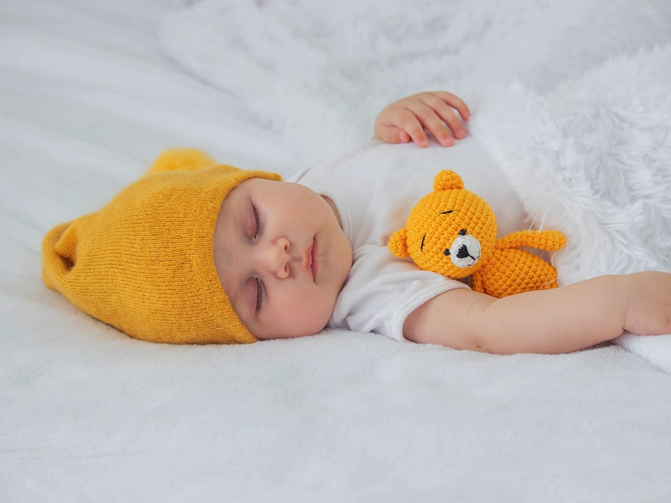 عادات تُساعد على ضبط ساعات نوم طفلك الرضيع | مجلة سيدتي