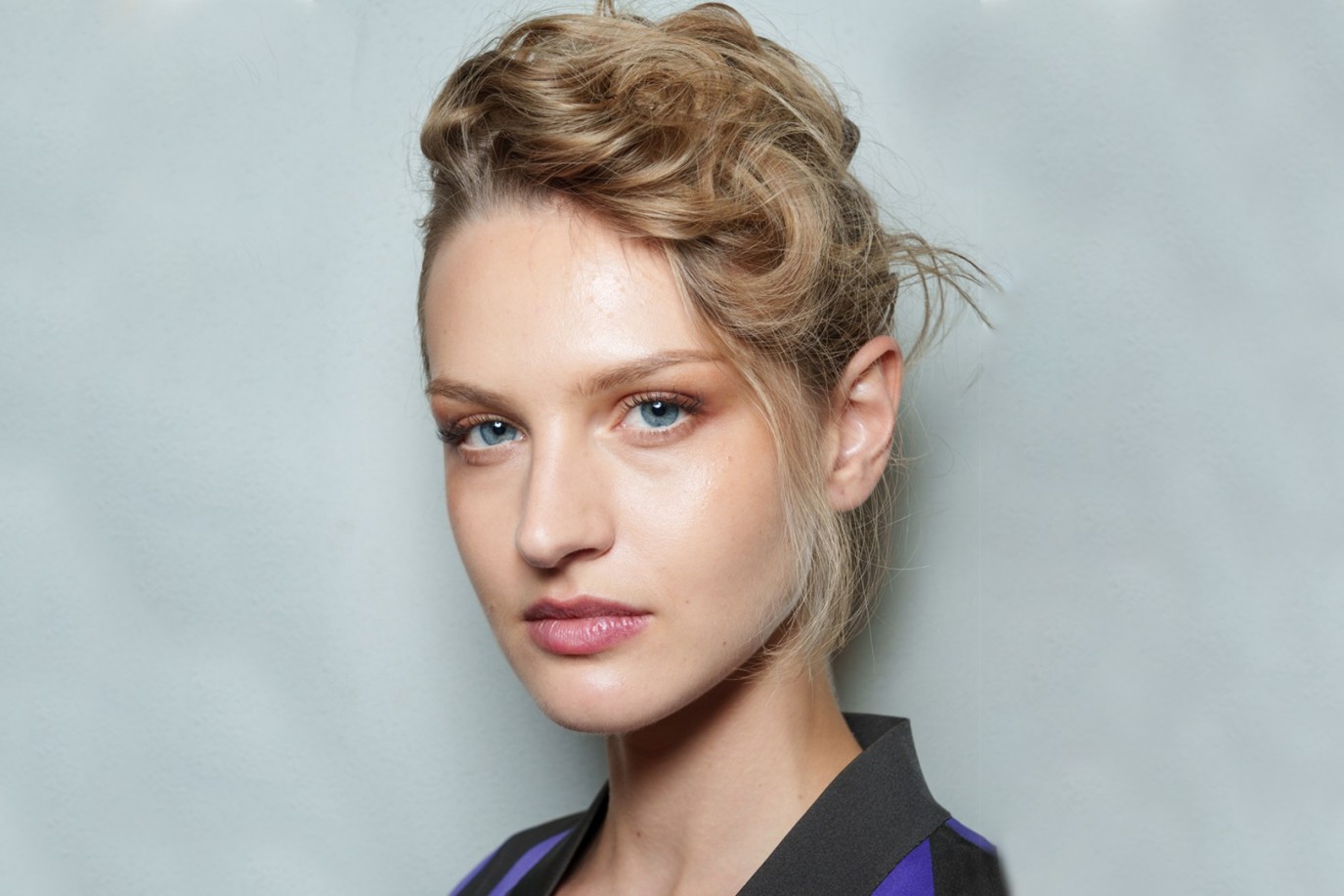 روتين إشراقة البشرة قبل حفلة رأس السنة 2026.. خطوات بسيطة لبشرة متوهجة ...